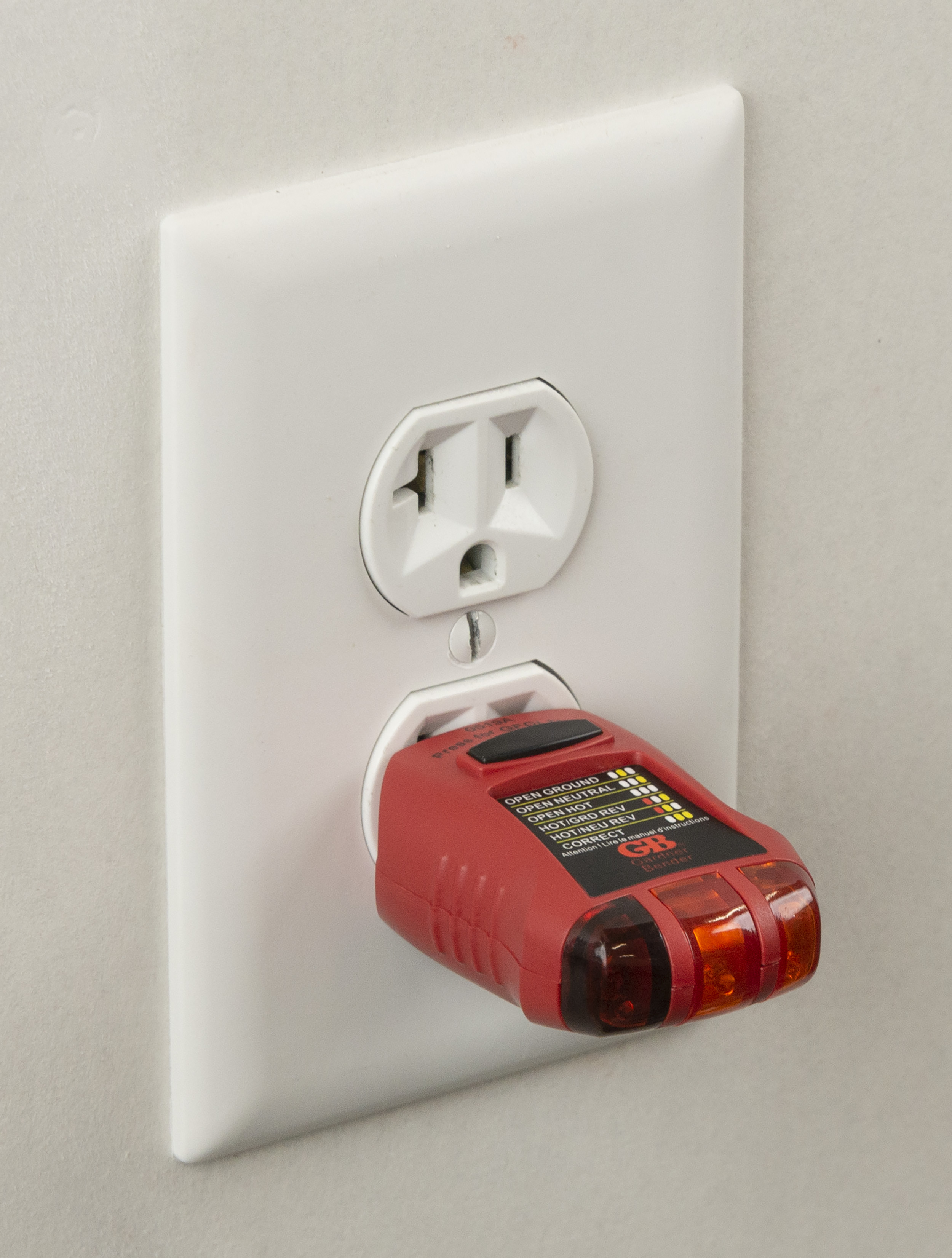 Ground Fault Receptacle Tester and Circuit Analyzer